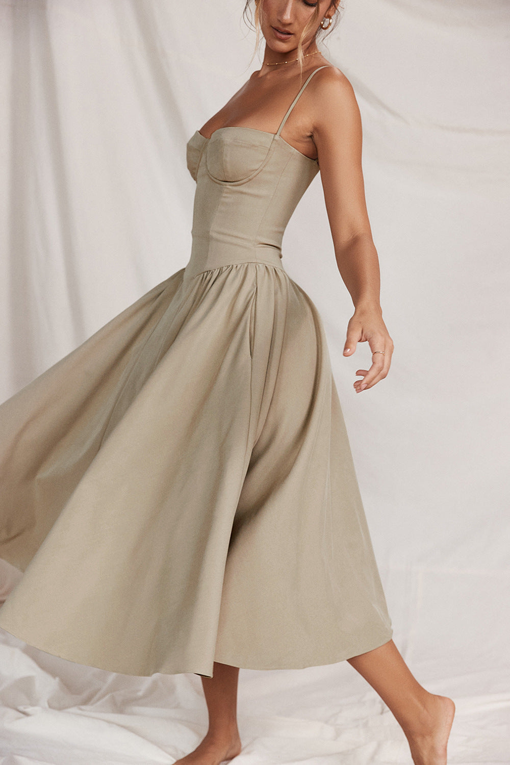 Women’s Large Party Swing Dress with Fitted Bodice and Spaghetti Strap ...